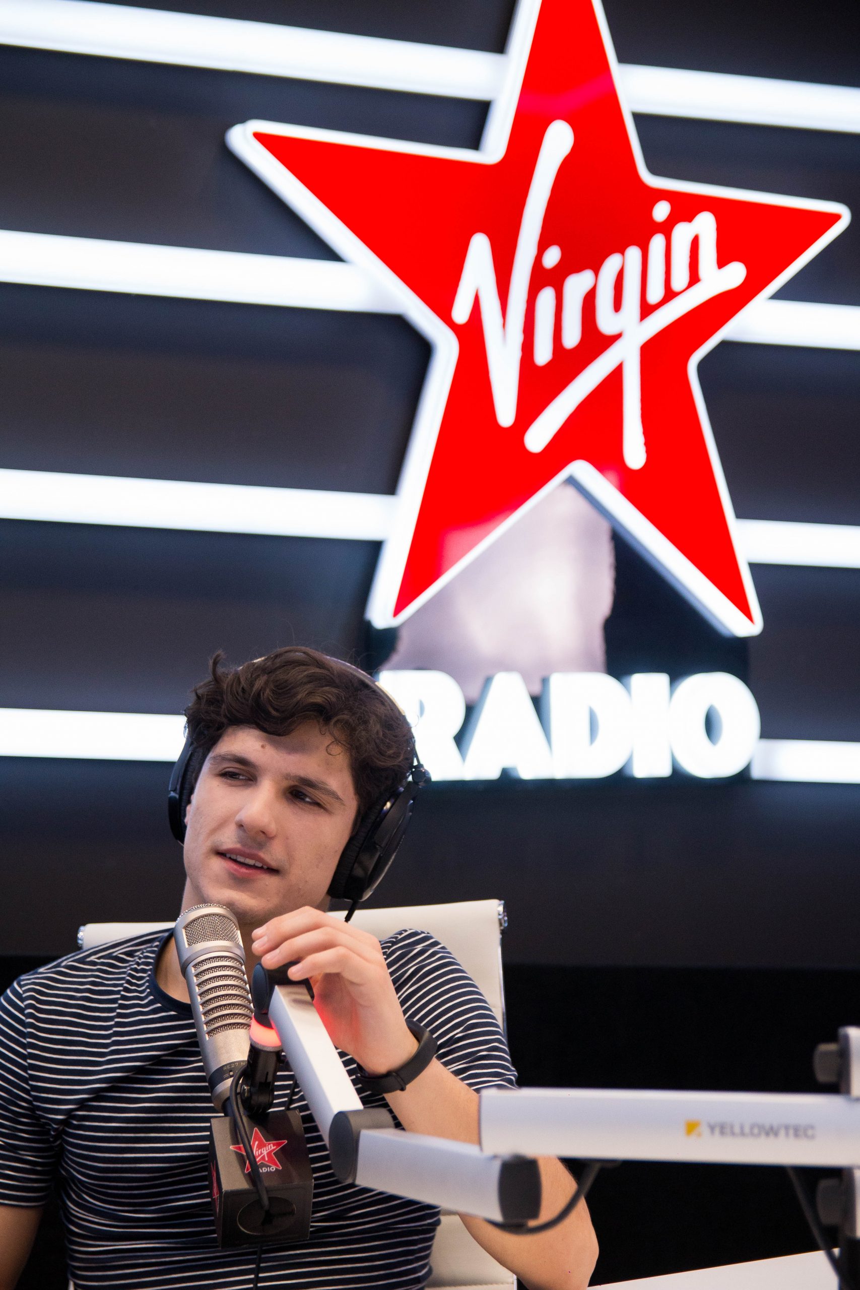 Mark Stam a lansat „Waiting”, o melodie despre o iubire imposibilă ...