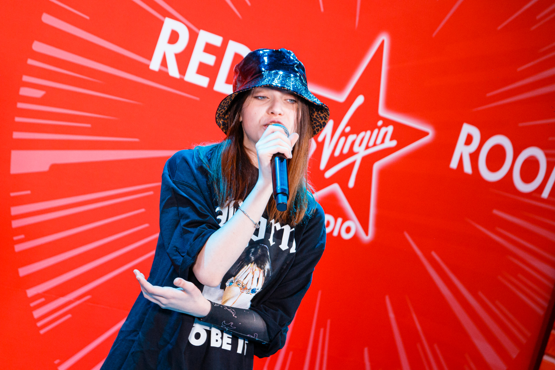 ROXEN prezintă varianta finală a piesei „Alcohol You”, așa cum va suna ...