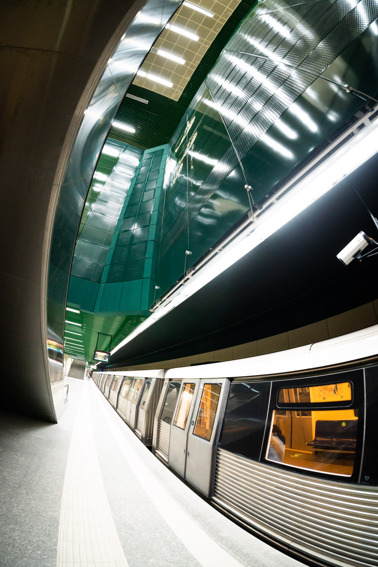 Cum arată stațiile de metrou de pe M5 – GALERIE FOTO : VIRGIN RADIO ROMANIA