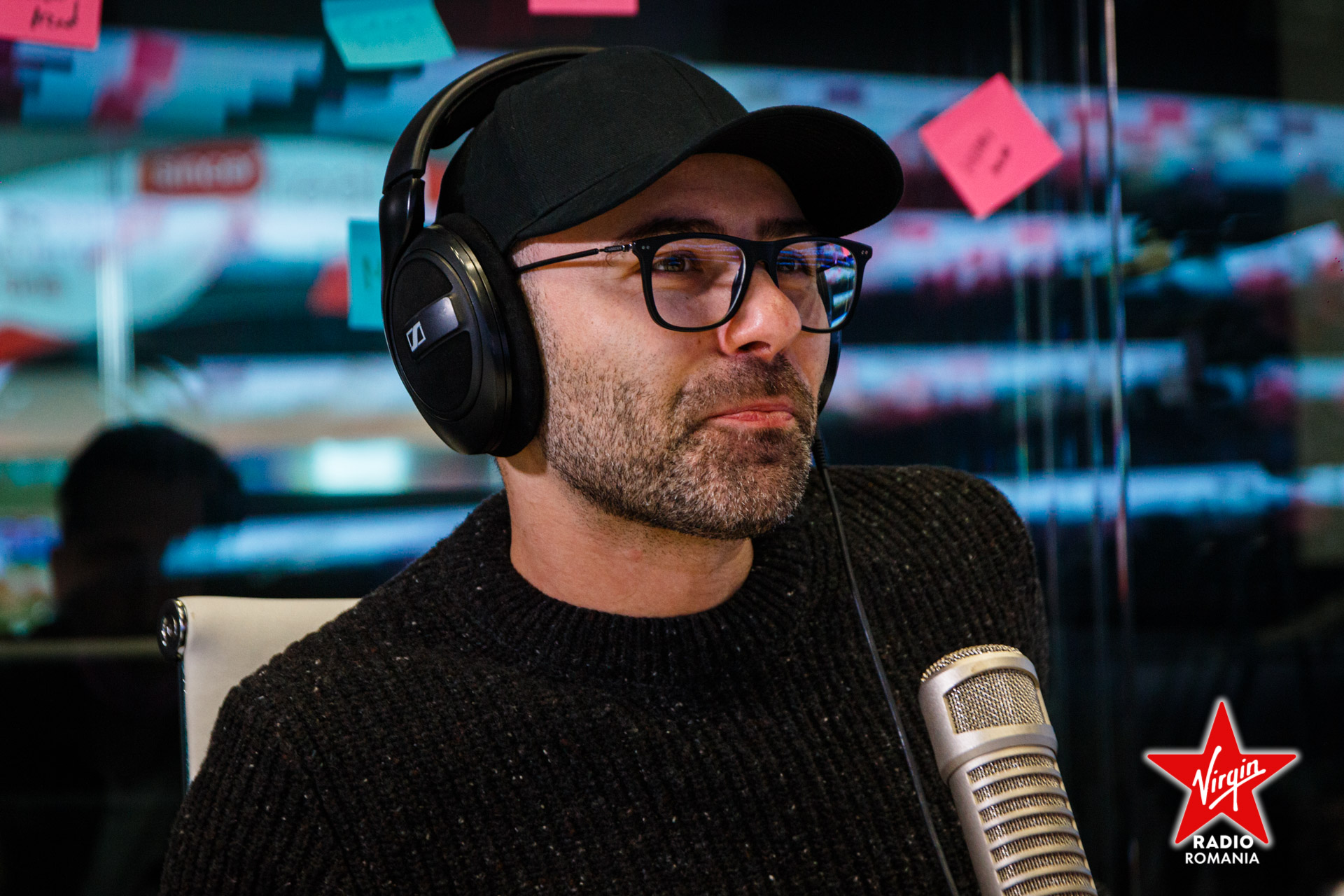 Spike ne-a dat alarma [DOWNLOAD] : VIRGIN RADIO ROMANIA