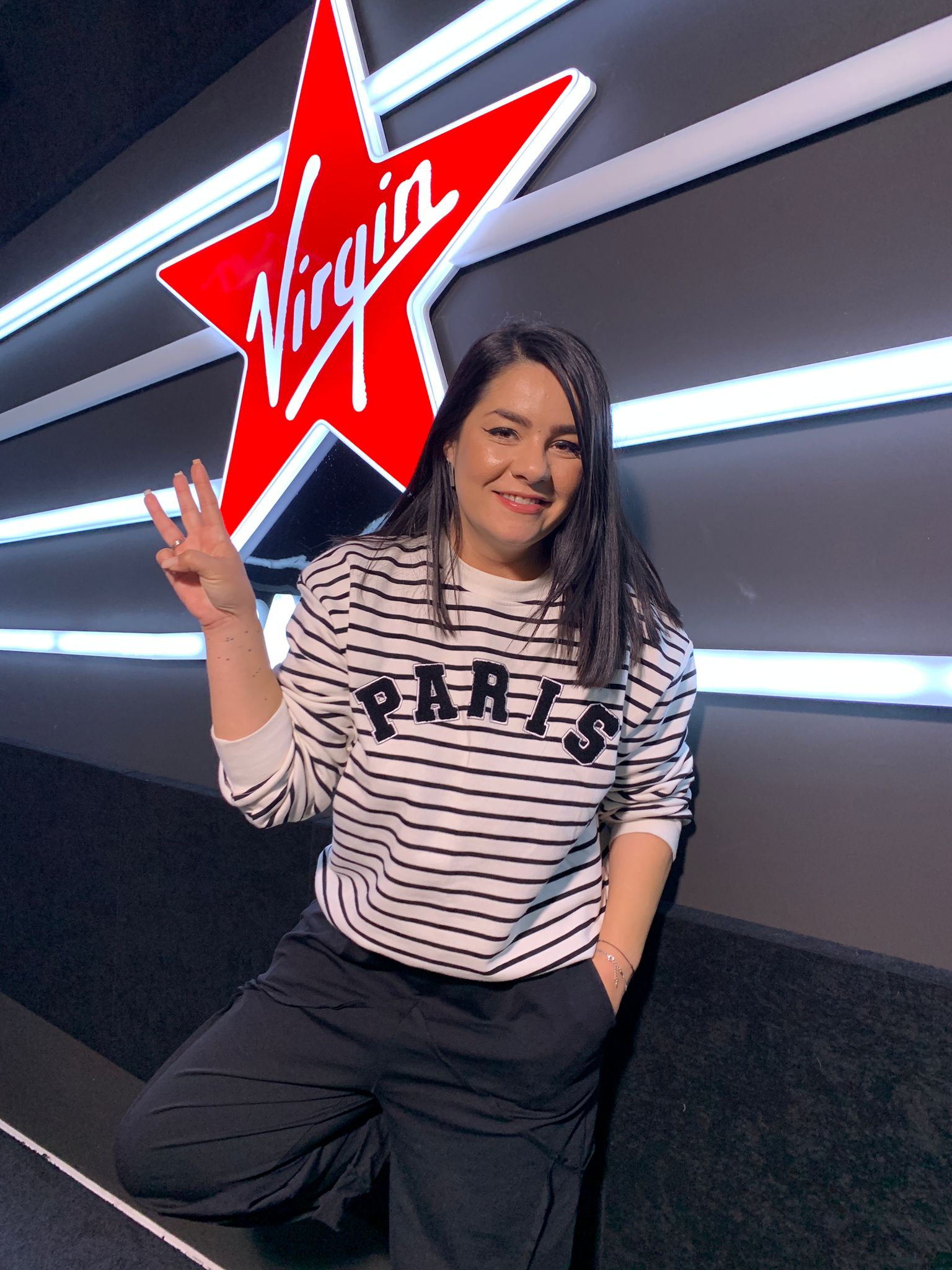 3 date azi la #TicTalk cu Oana Tache | Oana Tache îți aduce zilnic ...