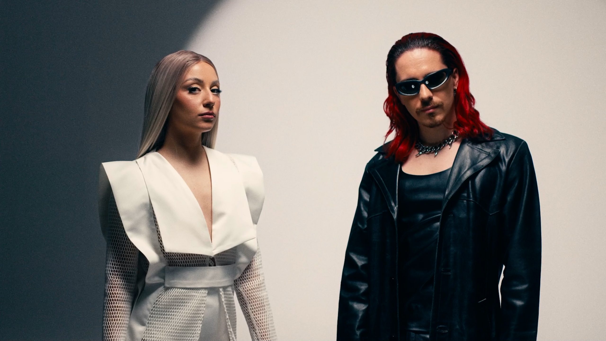 Alex Parker si Mihaela Marinova lanseaza single-ul „Stay” : VIRGIN ...