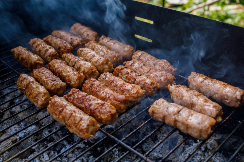 NOUA UNSPE lansează în sfârșit “HONEY” și anunță noul său album ...